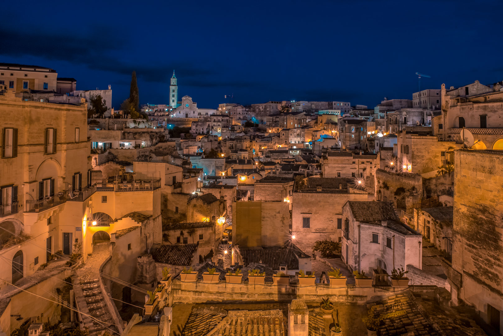 หมู่บ้านหิน “มาเทรา (Matera)” ชุมชนที่เก่าแก่ที่สุดในอิตาลี ...