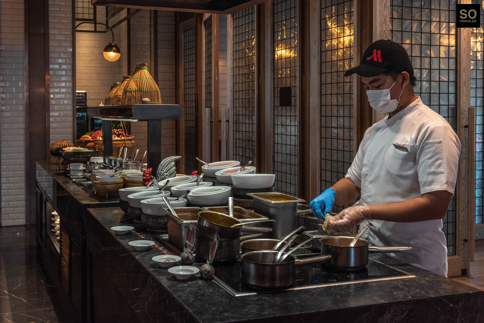บุฟเฟ่ต์ ร้าน Praya Kitchen โรงแรม แบงค็อก แมริออท เดอะ สุรวงศ์ ...