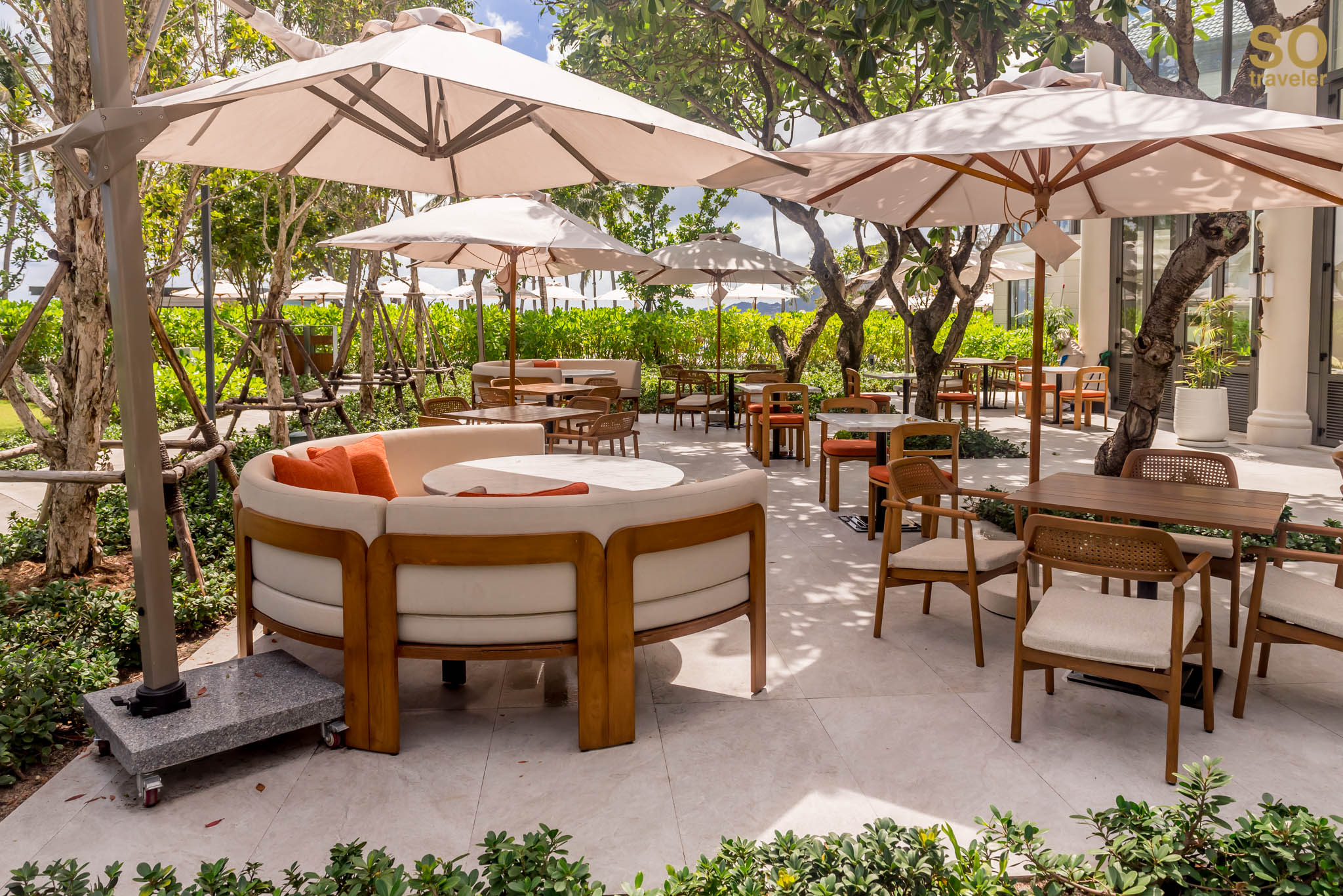 [Review] Breakfast at The Terrace Centara Reserve Samui | SOtraveler.com