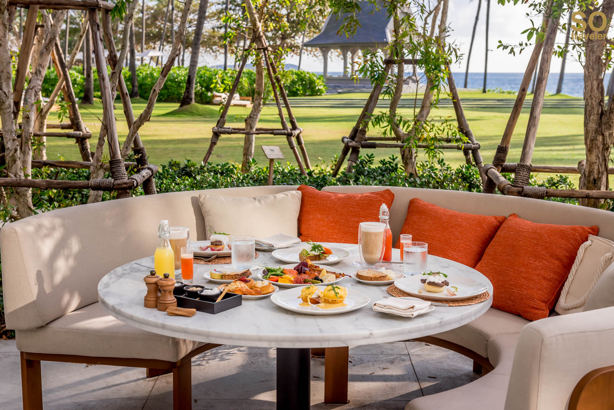 [Review] Breakfast at The Terrace Centara Reserve Samui | SOtraveler.com