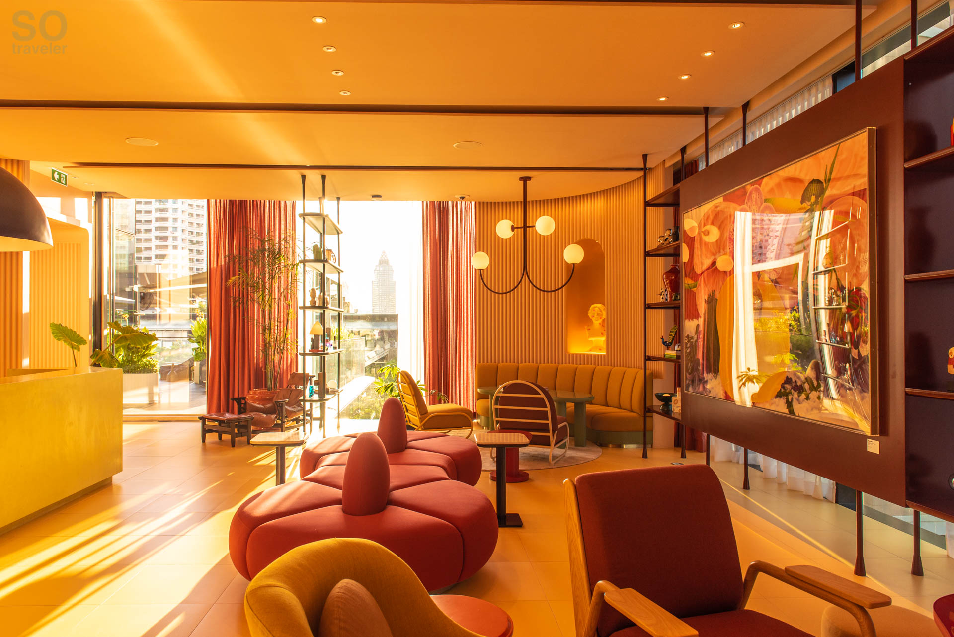 The Standard Bangkok Mahanakhon – ที่พักดีไซน์จัดจ้านใจกลางมหานคร