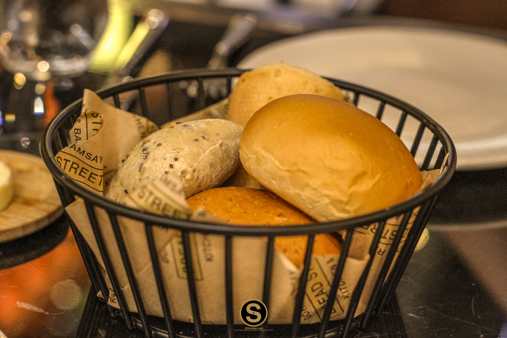 สัมผัสประสบการณ์ระดับตำนาน โดยเชฟ Gordon Ramsay ที่ Bread Street ...