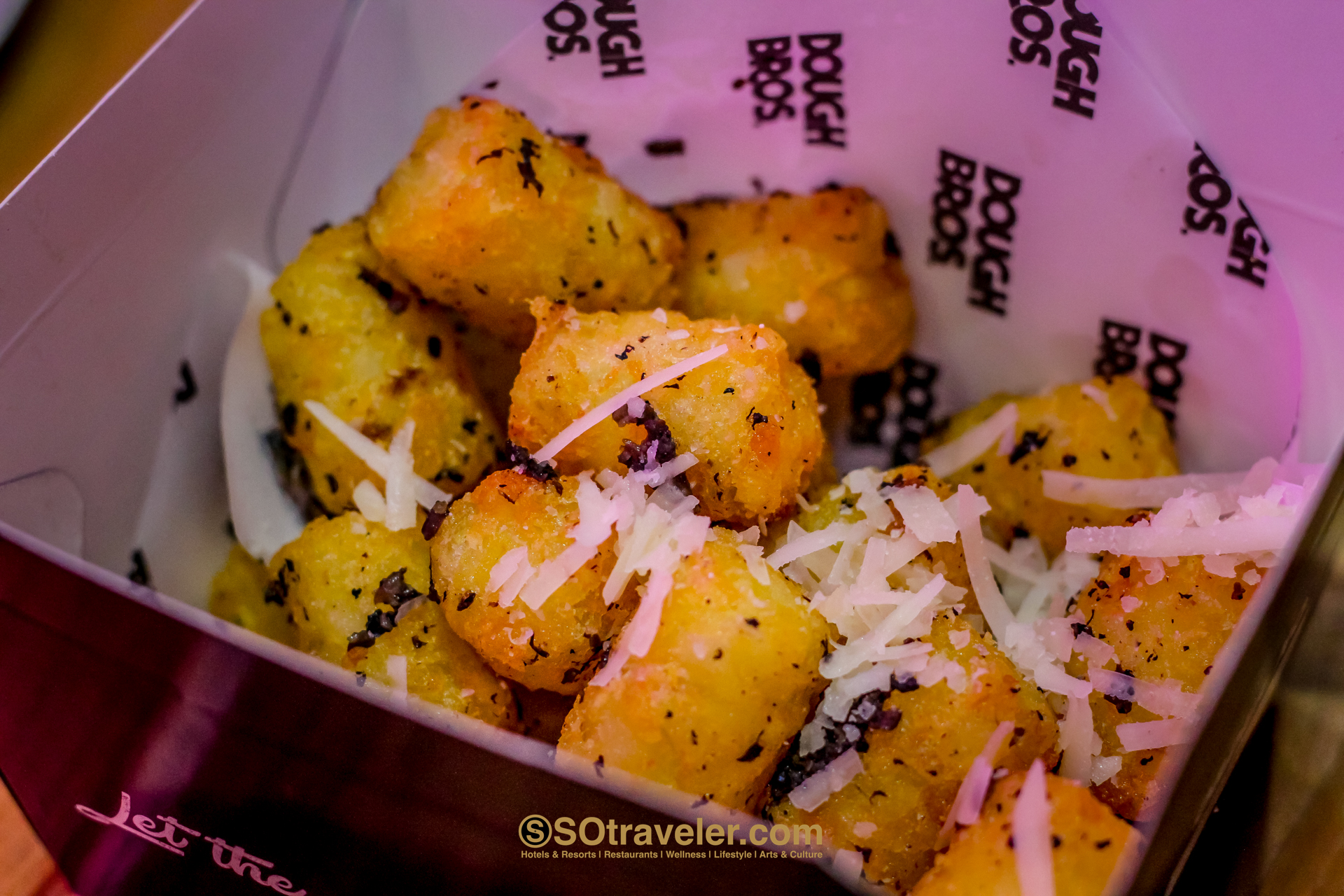 DOUGH BROS. Pizza & Doughnuts at Gaysorn Amarin | SOtraveler.com
