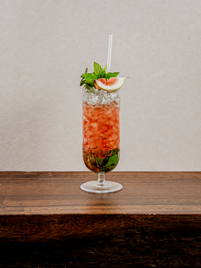 Bar Scofflaws กลับมาอีกครั้ง การบรรจบกันของประเพณีและเทคนิคร่วมสมัย ...
